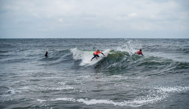 Russian Surfing Federation Issues Statement After ISA Bans Russian Athletes