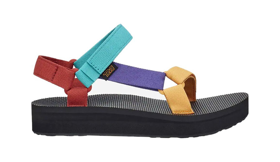 The Best Beach Sandals for Women of 2024 | The Inertia