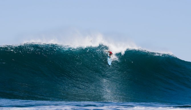 Skylar Lickle and Paige Alms Win 2022 Red Bull Magnitude Big Wave ...