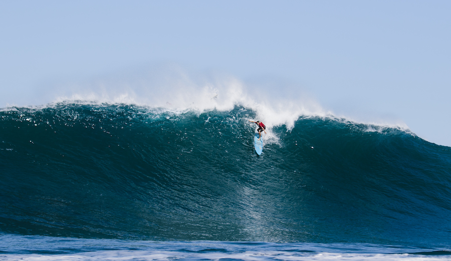 Skylar Lickle and Paige Alms Win 2022 Red Bull Magnitude Big Wave ...