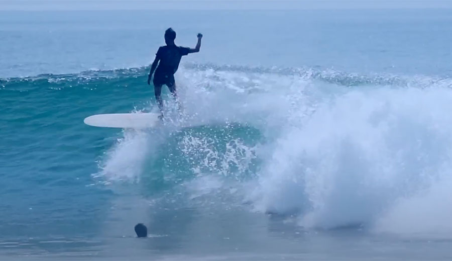 15 Minutes of Some Insanely Smooth Longboarding