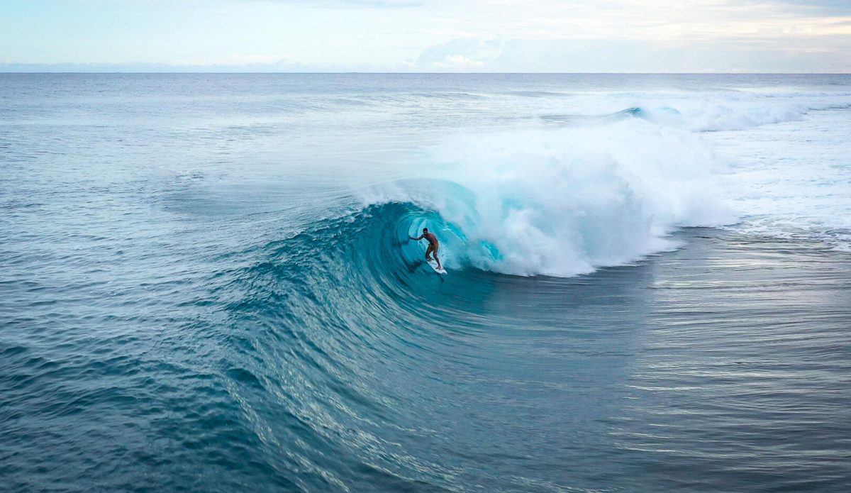 When a Massive Swell Hit the Ments, This Crew Went the OPPOSITE ...