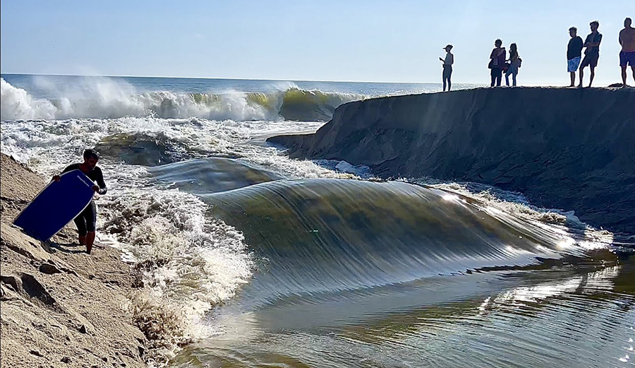 Watch This Big Glassy River Wave Form | The Inertia
