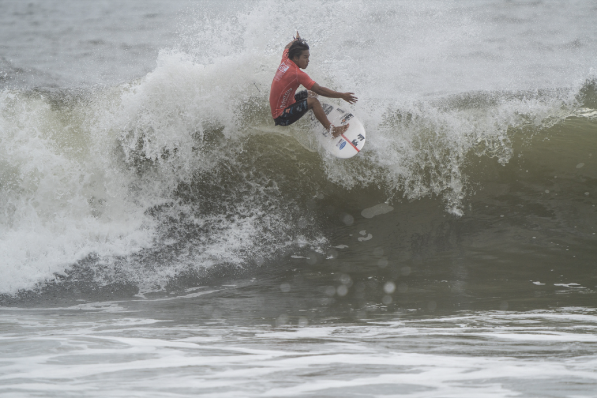 Hawaii Surf Team Captain Kai Martin Has His Sights Set on the CT | The ...