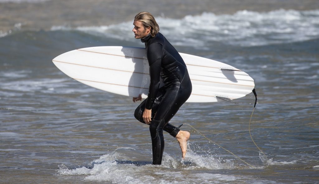 The 6 Stages Towards Surfing a Mid-Length Board