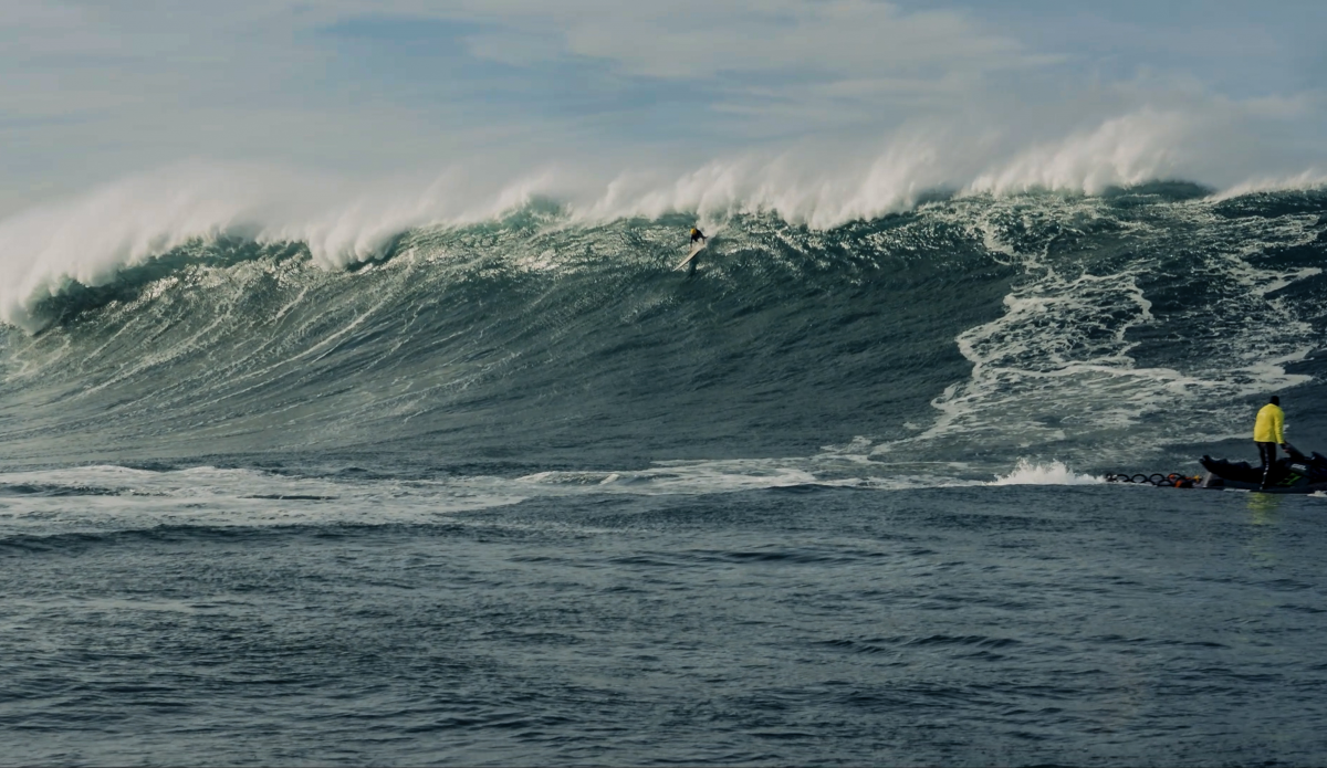 10 Nazaré Chargers Each Threw 30 Euro In a Hat and Held a Grassroots ...