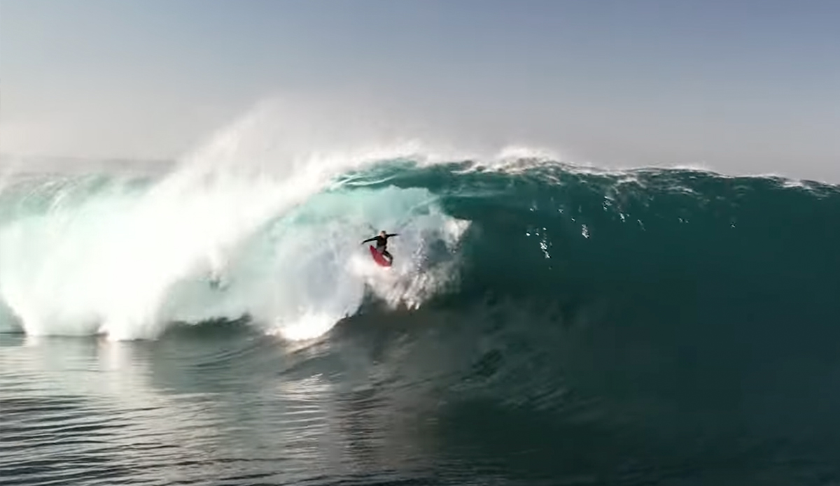 Surfers Tempt Fate on Ridiculous Slab Waves South of Sydney