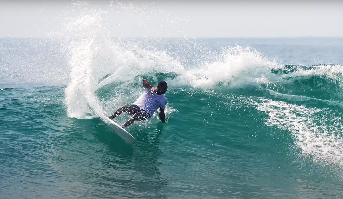 Album Surf Nails Modern Retro Style in New Edit