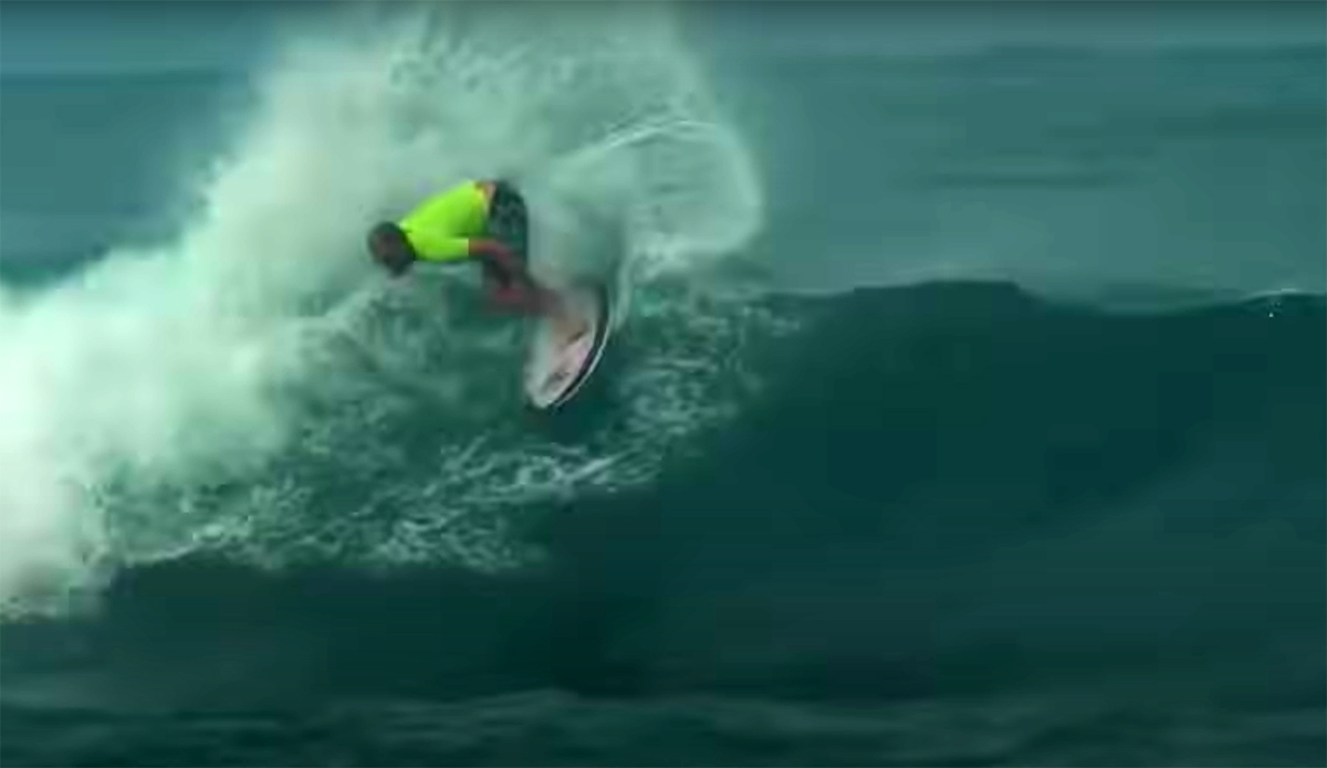 Tom Curren, a Guitar, a Surfboard, and Panamanian Waves