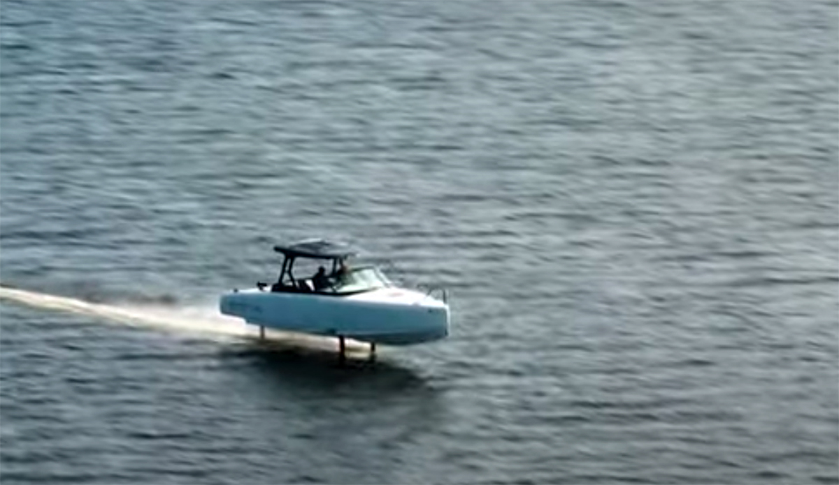 Hydrofoiling Electric Boat Breaks 24 Hour Distance Record