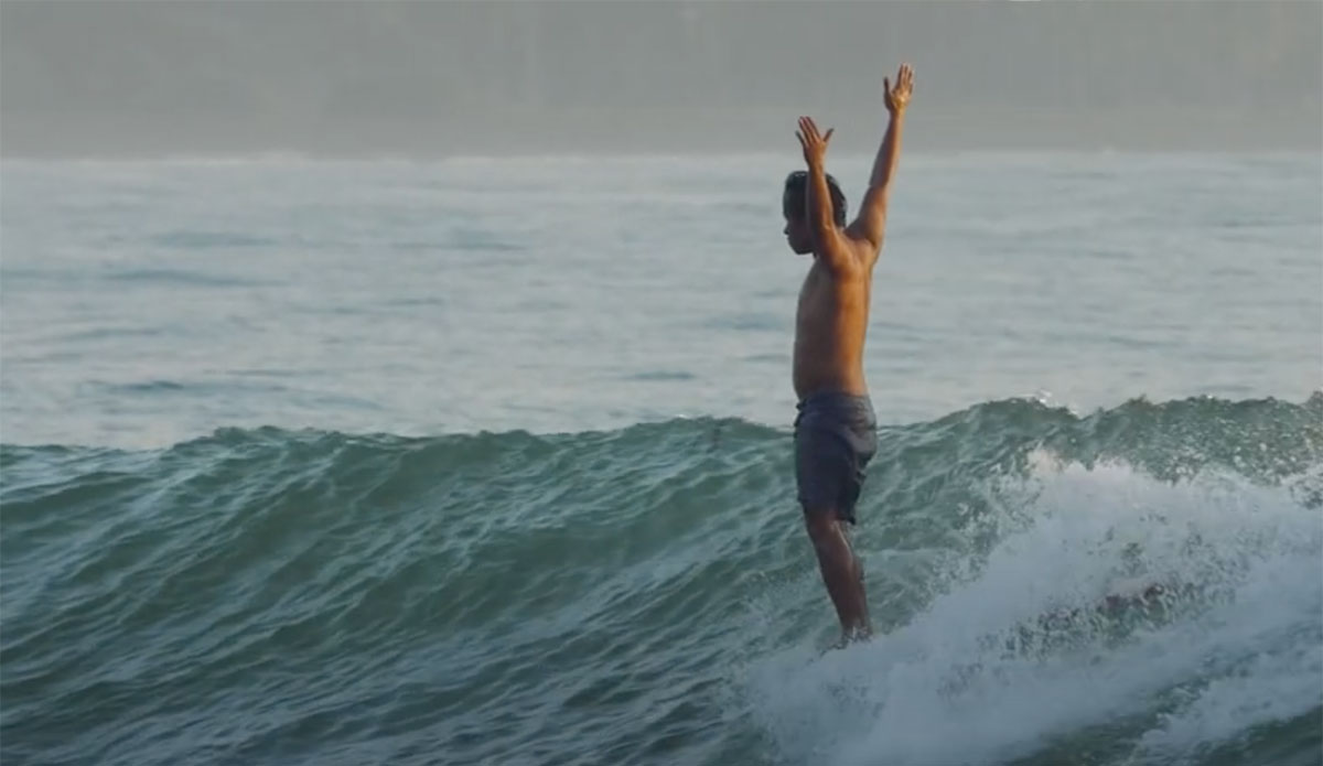 Mencos Might Be One of the Most Well-Rounded Surfers on the Planet