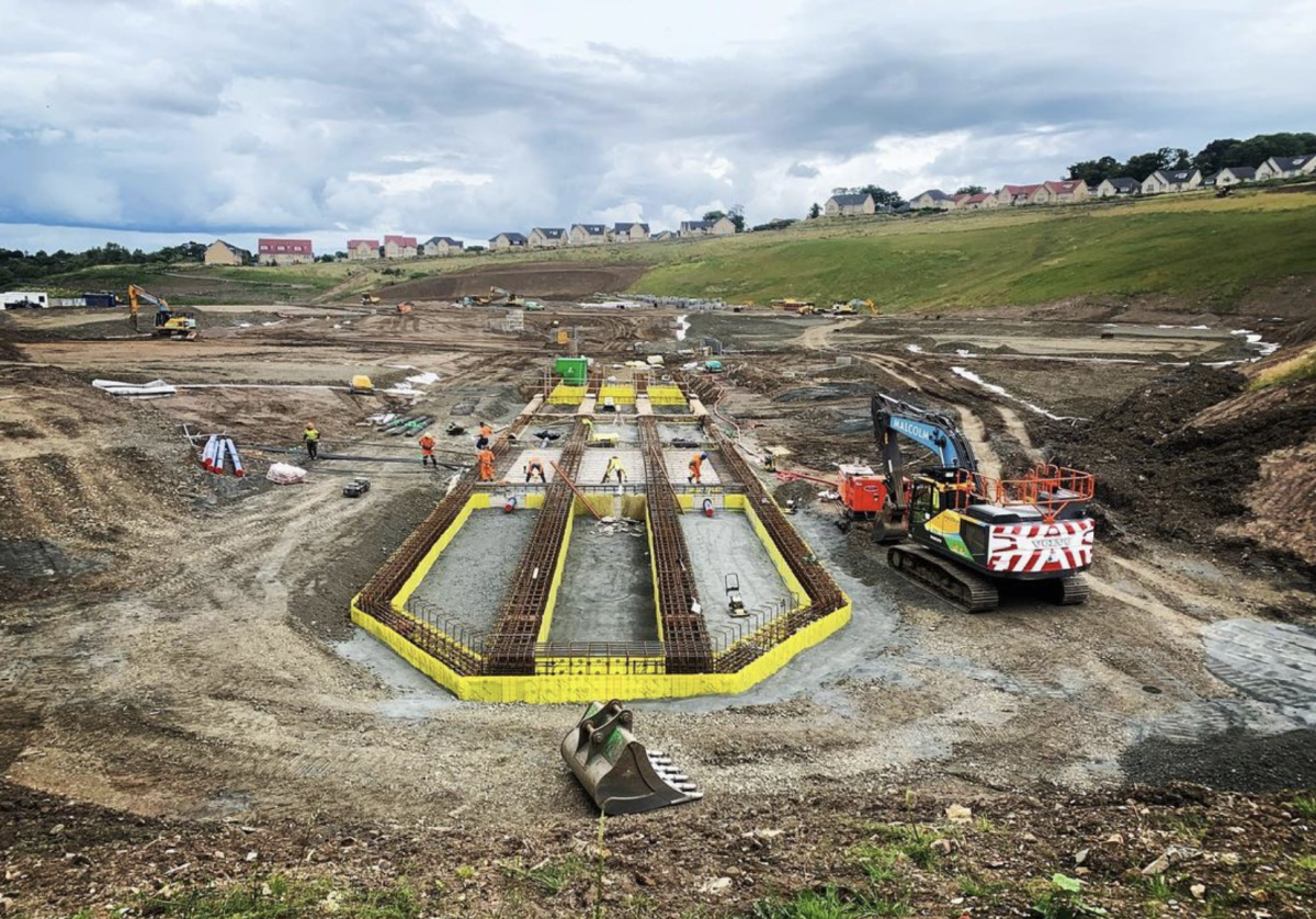 UK's Largest Surfing Wave Pool Under Construction In Edinburgh