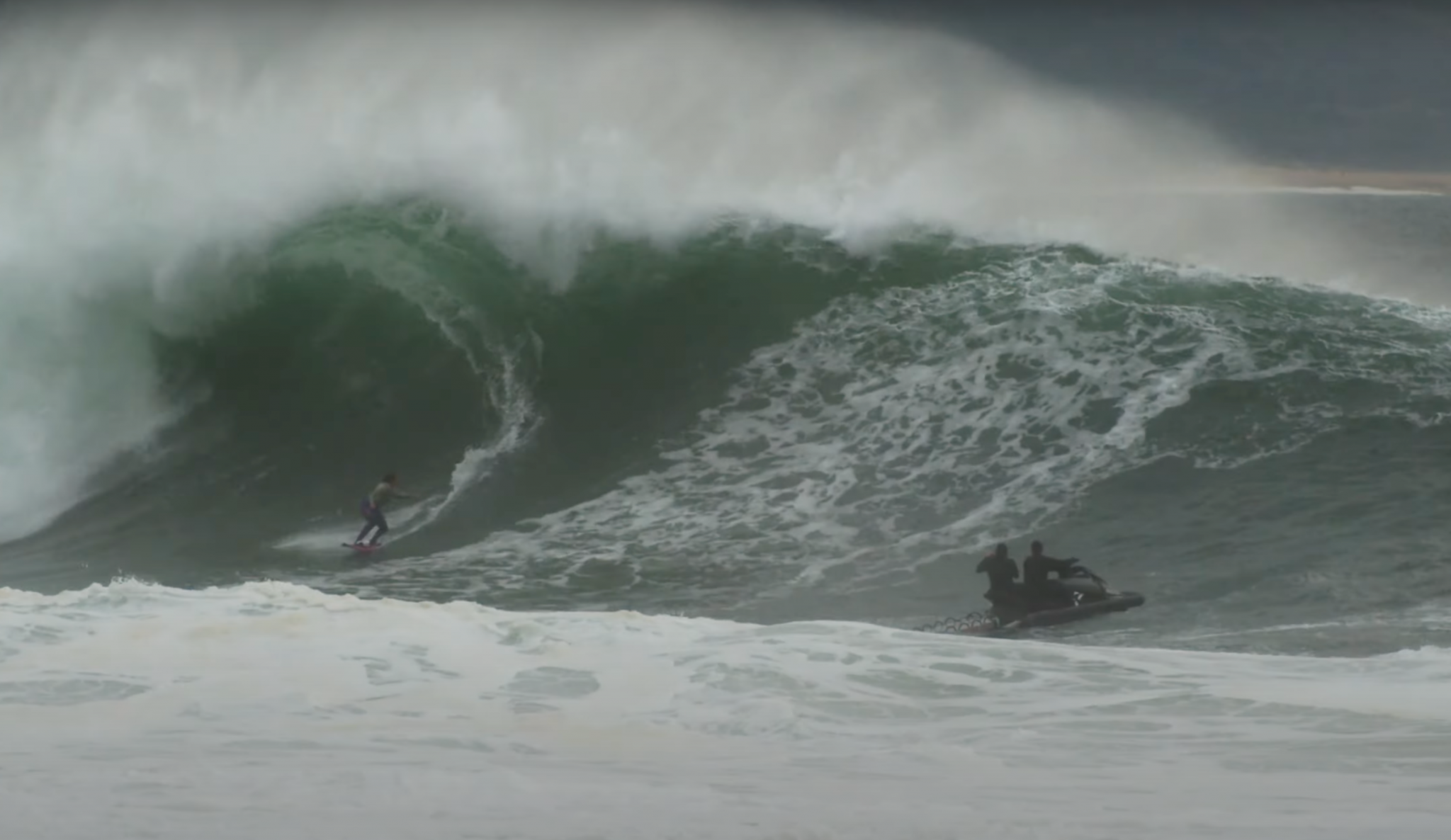 ‘Small’ Nazaré Is a Totally Different Monster When a Fresh Swell Is ...