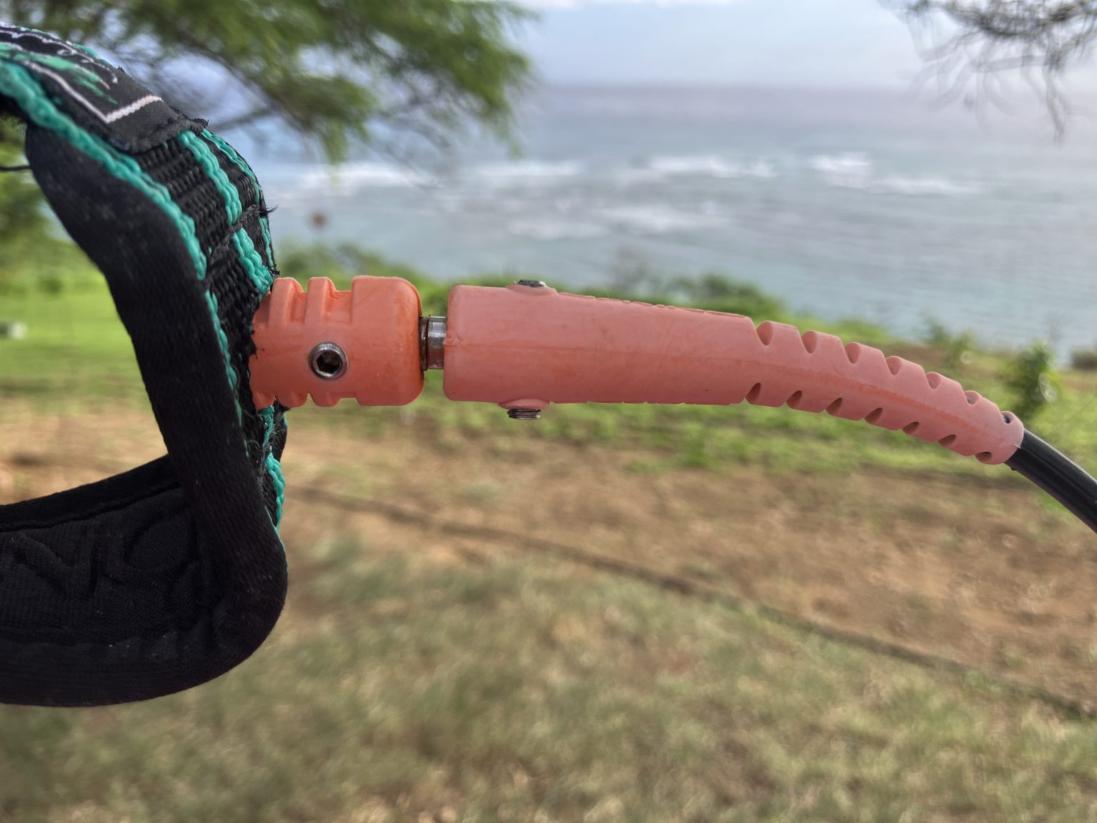 Best Surfboard Leashes | The Inertia Tested
