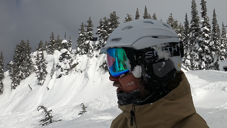 Smith 4D Mag Ski/Snowboard Goggles Review | The Inertia