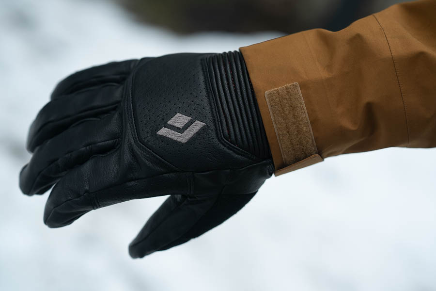 The Best Snowboard Gloves of 2025/2026 | The Inertia Tested