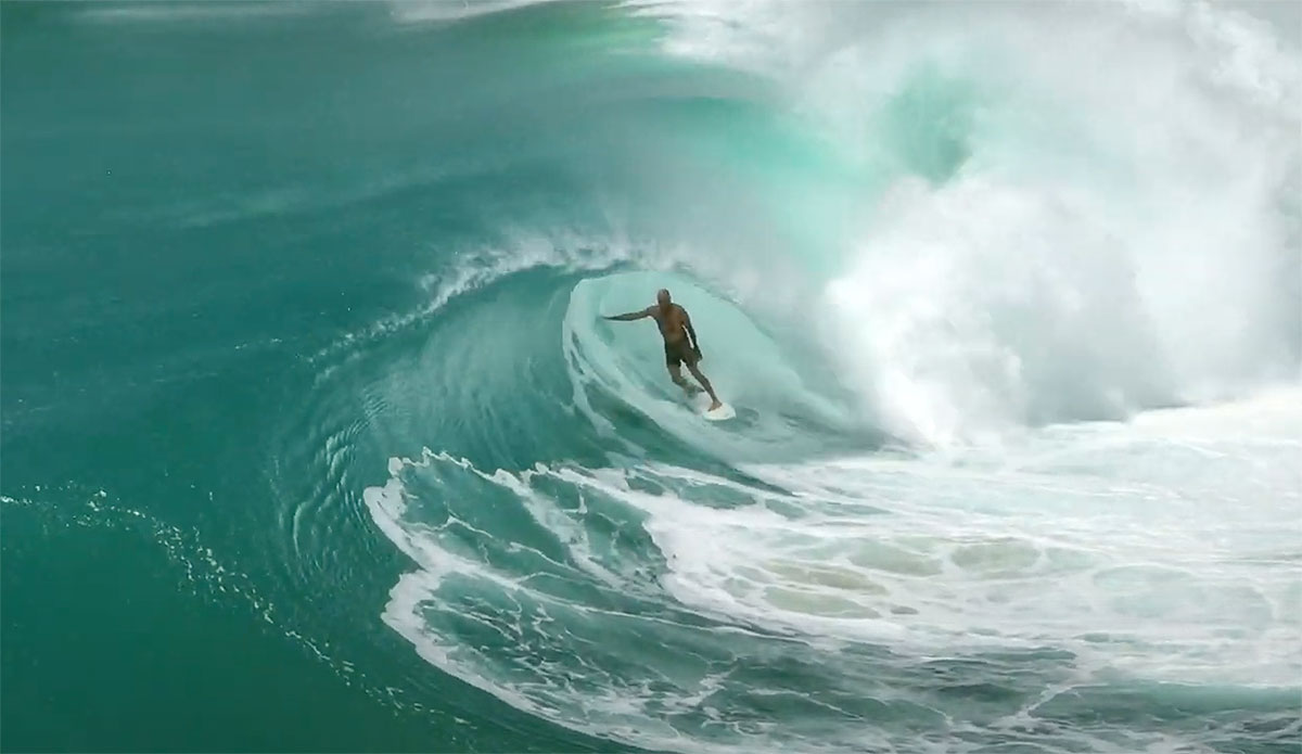More Footage of Kelly Slater Surfing Perfect Kirra Point