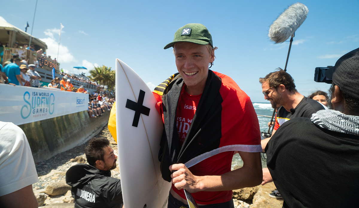 Why German Olympic Surfer Tim Elter Could Surprise People at Teahupo'o