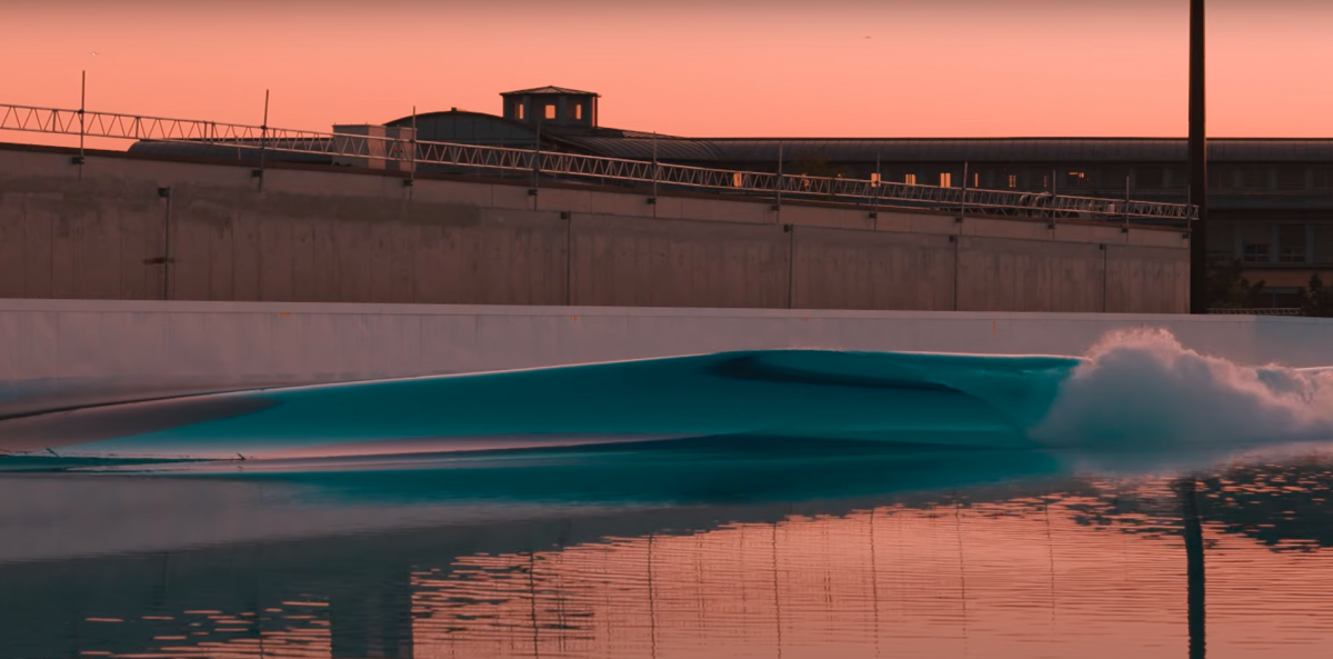 First Look at New Artificial Wave Tech That's So Glassy It Doesn't Seem ...