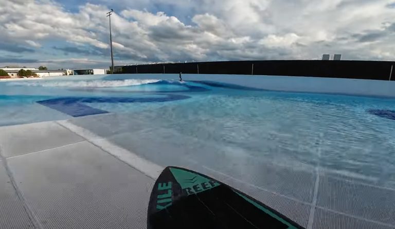 Blair Conklin, Victoria Vergara Ride Tandem in German Wave Pool