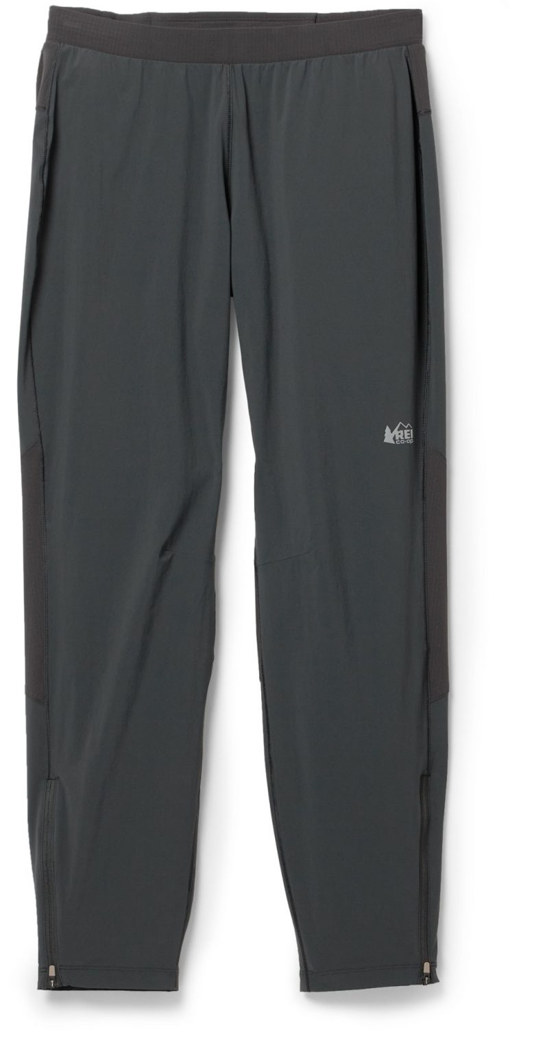7 Best Men's Joggers of 2025 | The Inertia Tested