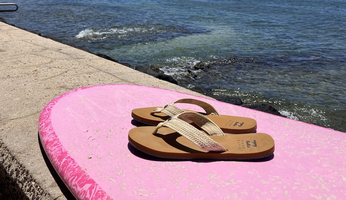 Best Women's Beach Sandals | The Inertia Tested