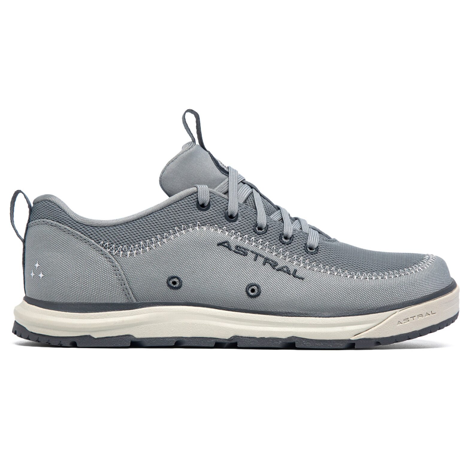 6 Best Women's Water Shoes | The Inertia Tested