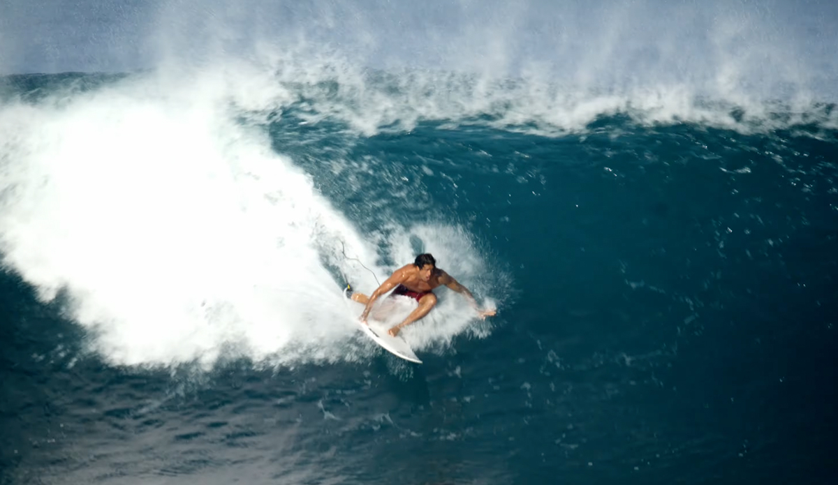 Zeke Lau Rips Up North Shore in New Edit 'A Week of Waves'