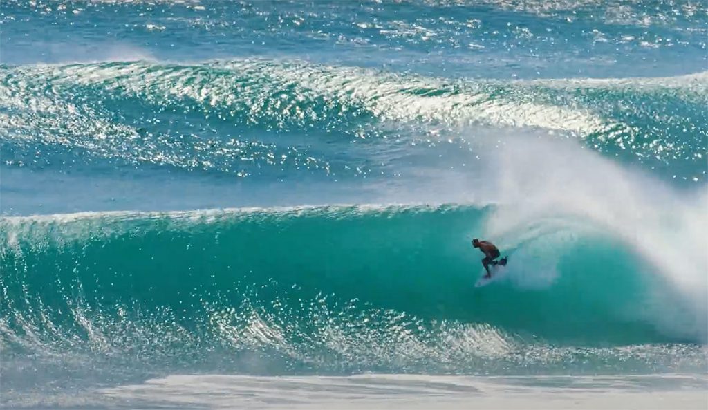 4 Minutes of Kelly Slater, Dave Rastovich, and Joel Parkinson Surfing Kirra