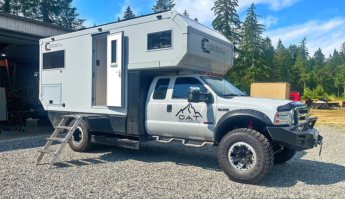 Have a Look at This Budget Ford F-550 Earth Roamer With a Custom Camper