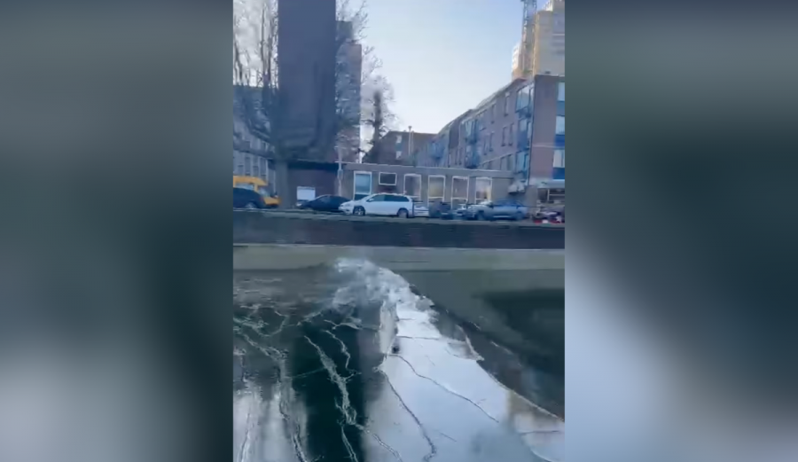 Watch: Rotterdam's Urban Wave Pool Churns Out Frozen Waves