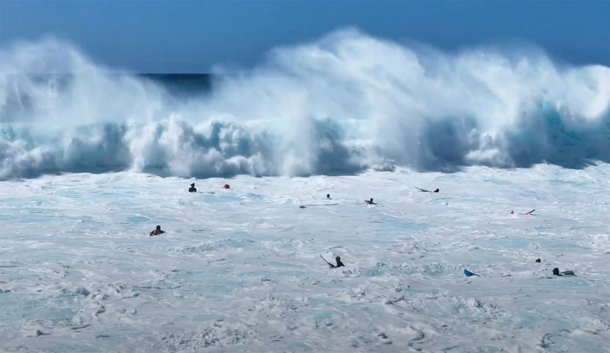 Pipeline Lineup Steamrolled by Huge Second Reef Cleanup Set