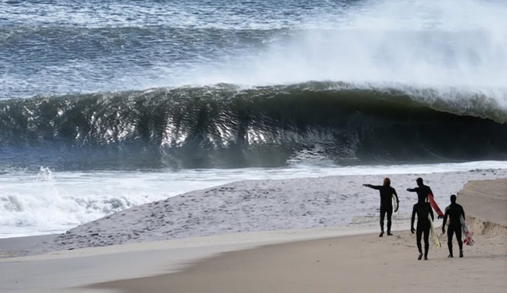 Ben Gravy Surfs '$20-Million Wave Pool' Made by Dredging Project