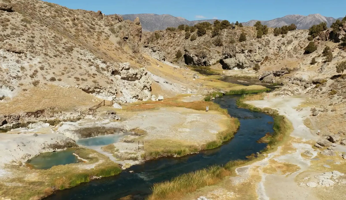 See the Beauty of Mammoth Lakes Through These 4 Geological Wonders